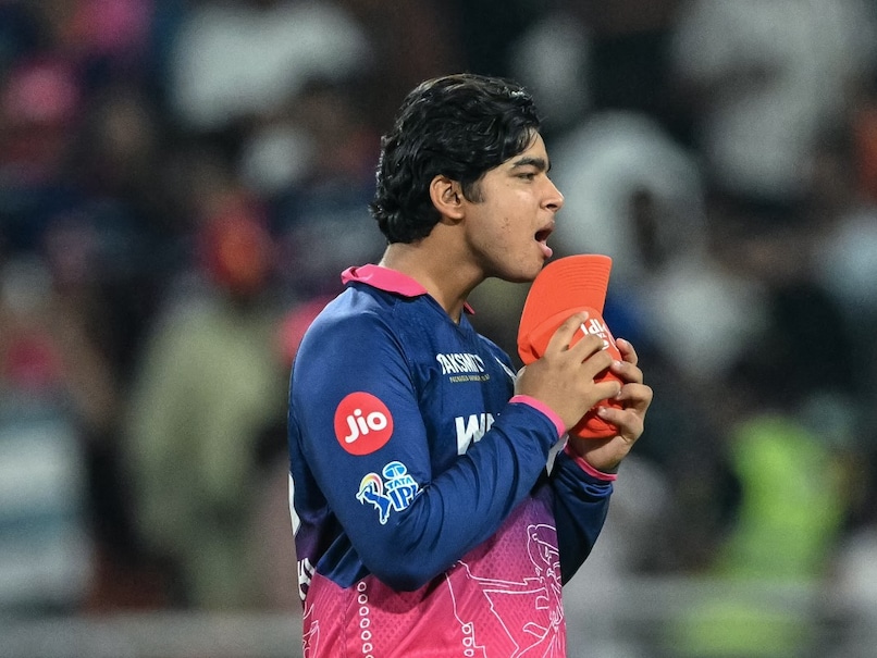 Vaibhav Sooryavanshi heartbroken, breaks down after Rajasthan Royals ...