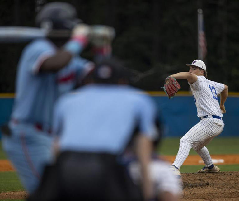 James Island survives, forces decisive game for state baseball title