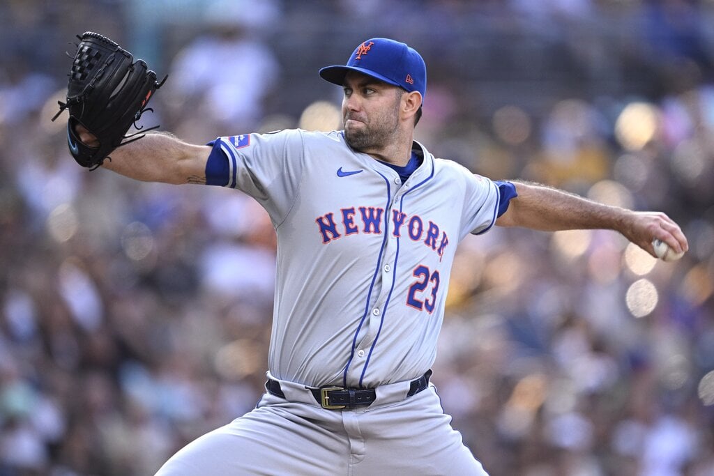 Mets to send Peterson back to bullpen; Manaea to take over his role