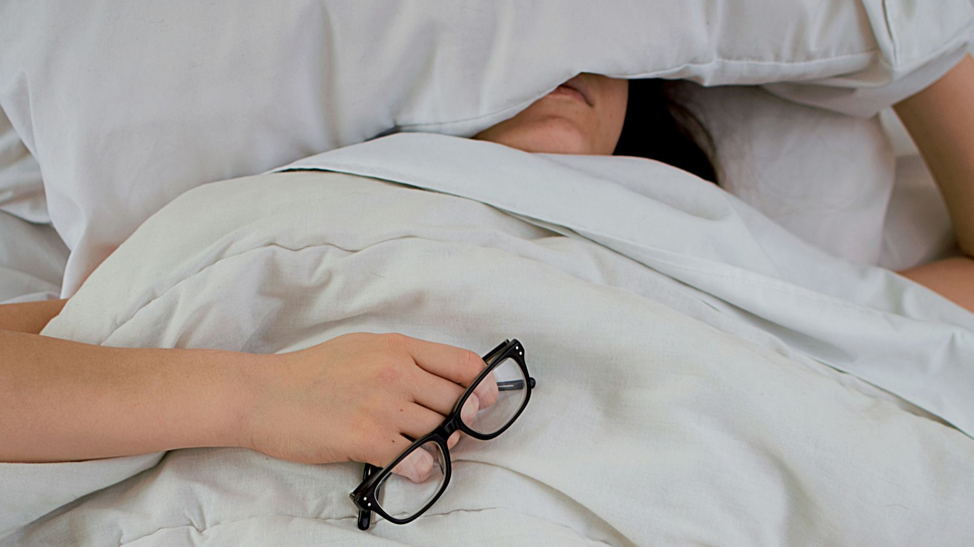 20 reasons you wake up tired even after a full night’s sleep