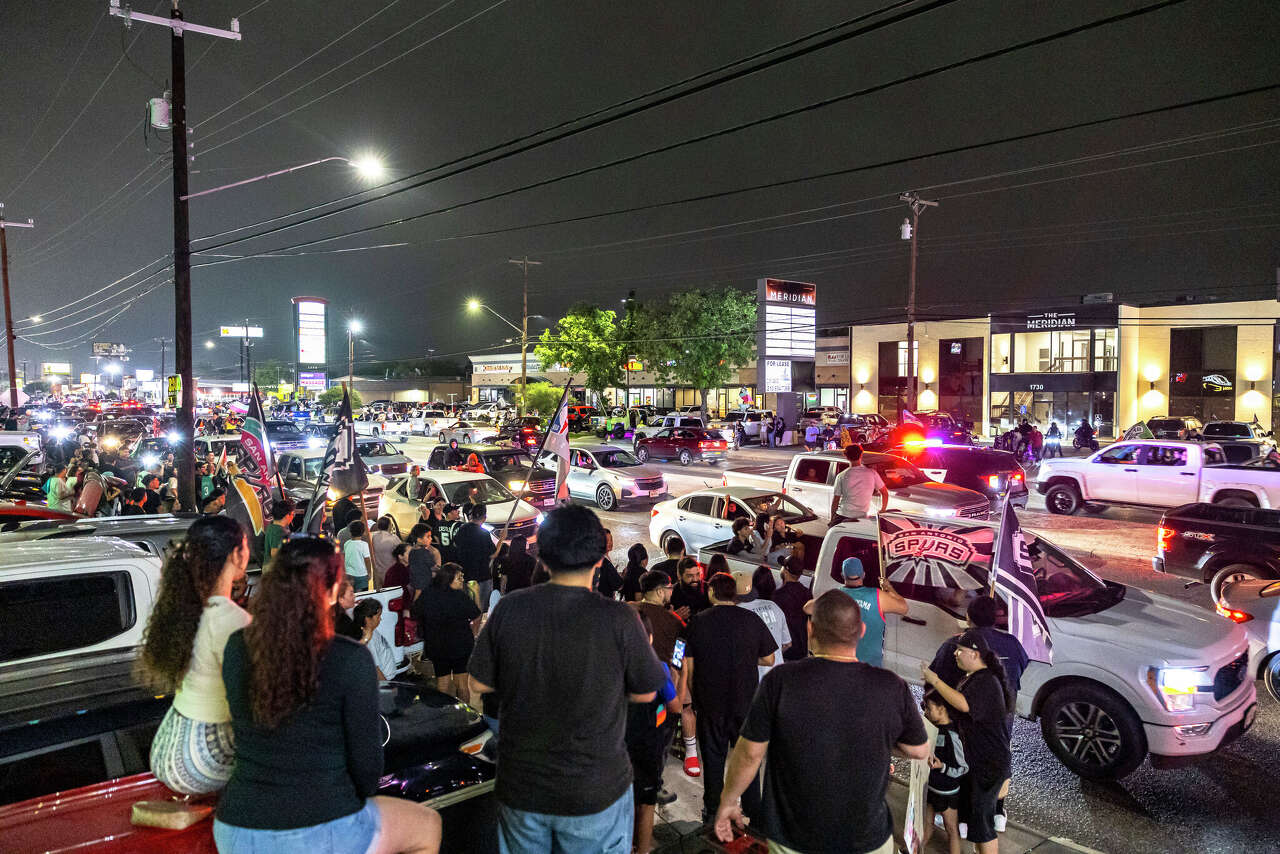 Teen who fell from vehicle while celebrating Spurs victory is brain-dead