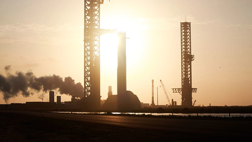 FAA grounds SpaceX Starship after booster mishap