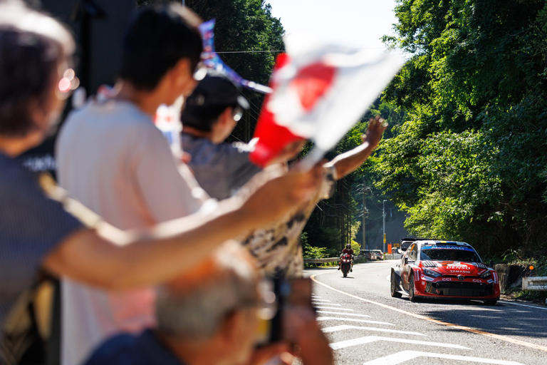 WRC Rally Japan: Solberg heaps pressure on leader Evans, as Ogier struggles