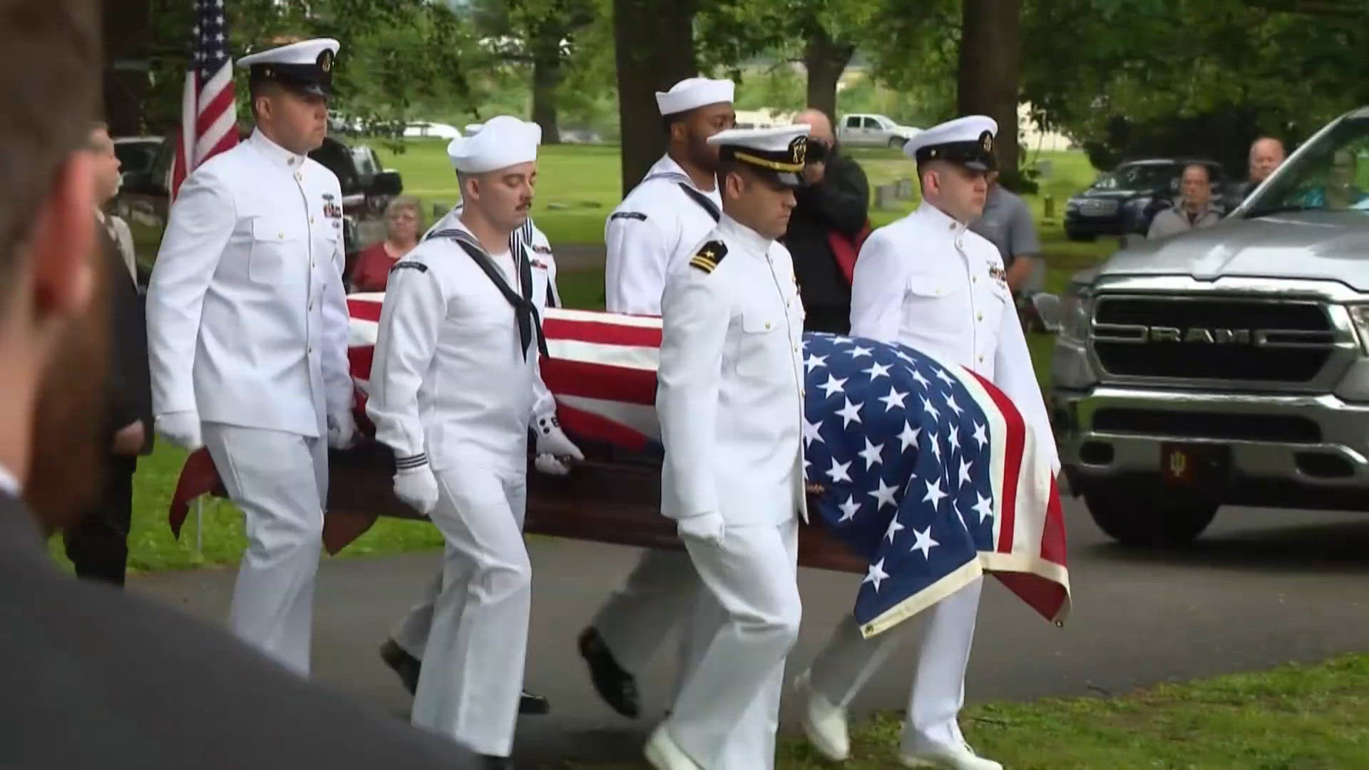 WWII heroes' bodies return home 84 years later