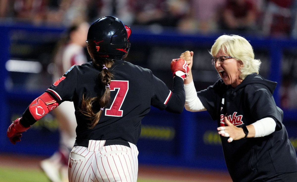 Women's College World Series: Complete scores from opening day