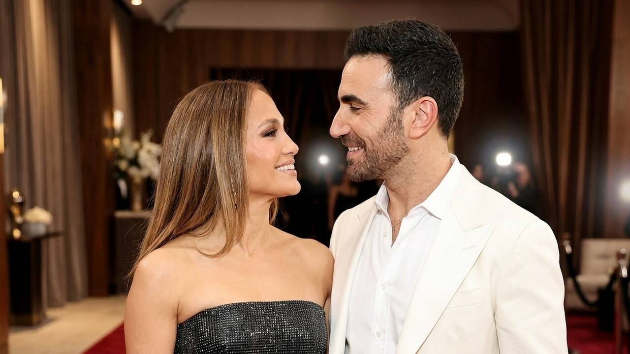 Jennifer Lopez refers to Brett Goldstein as her top romantic comedy co ...