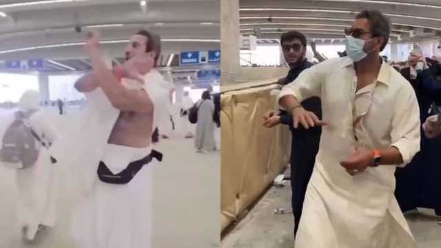 Video of Wasim Akram performing Haj ritual in iconic bowling action ...