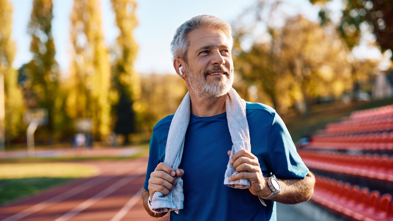 I train my 72-year-old dad, and he swears by this 1 move