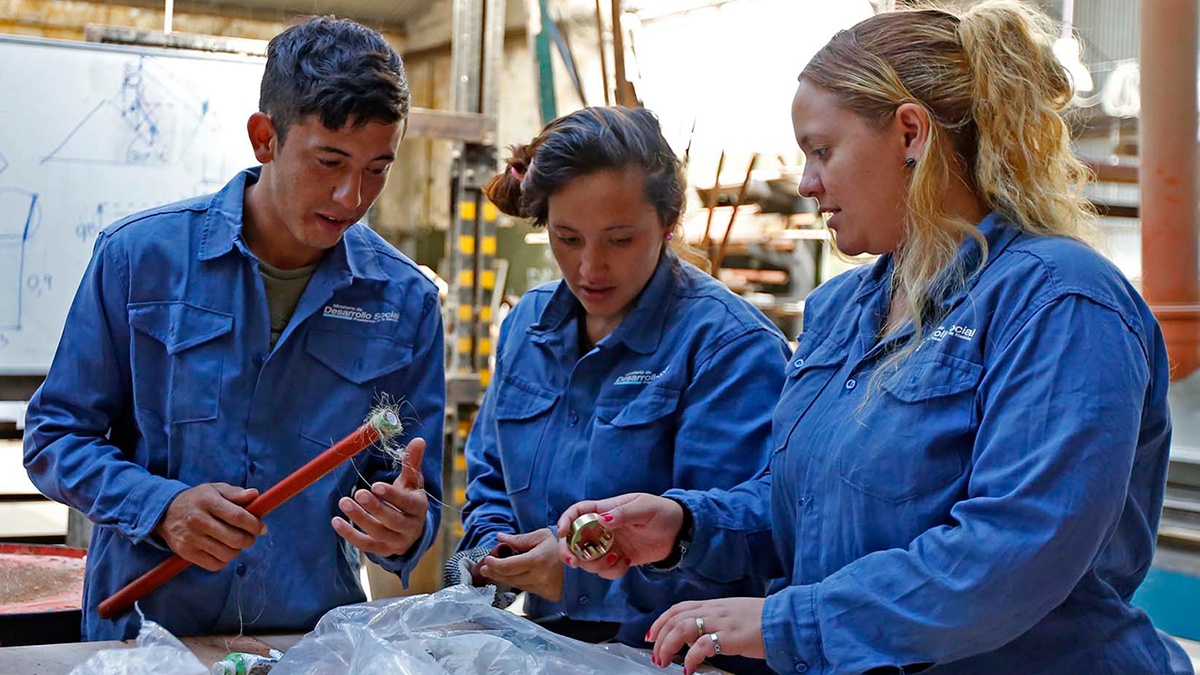 Employers are racing to fill these high-paying careers as worker ...