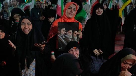 Iran war news live: Israel pushes beyond Litani River in Lebanon, US ...