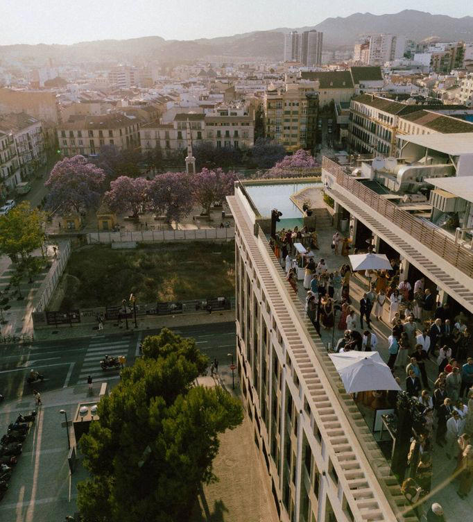 ME Málaga: el reto de levantar un cinco estrellas frente a la casa ...
