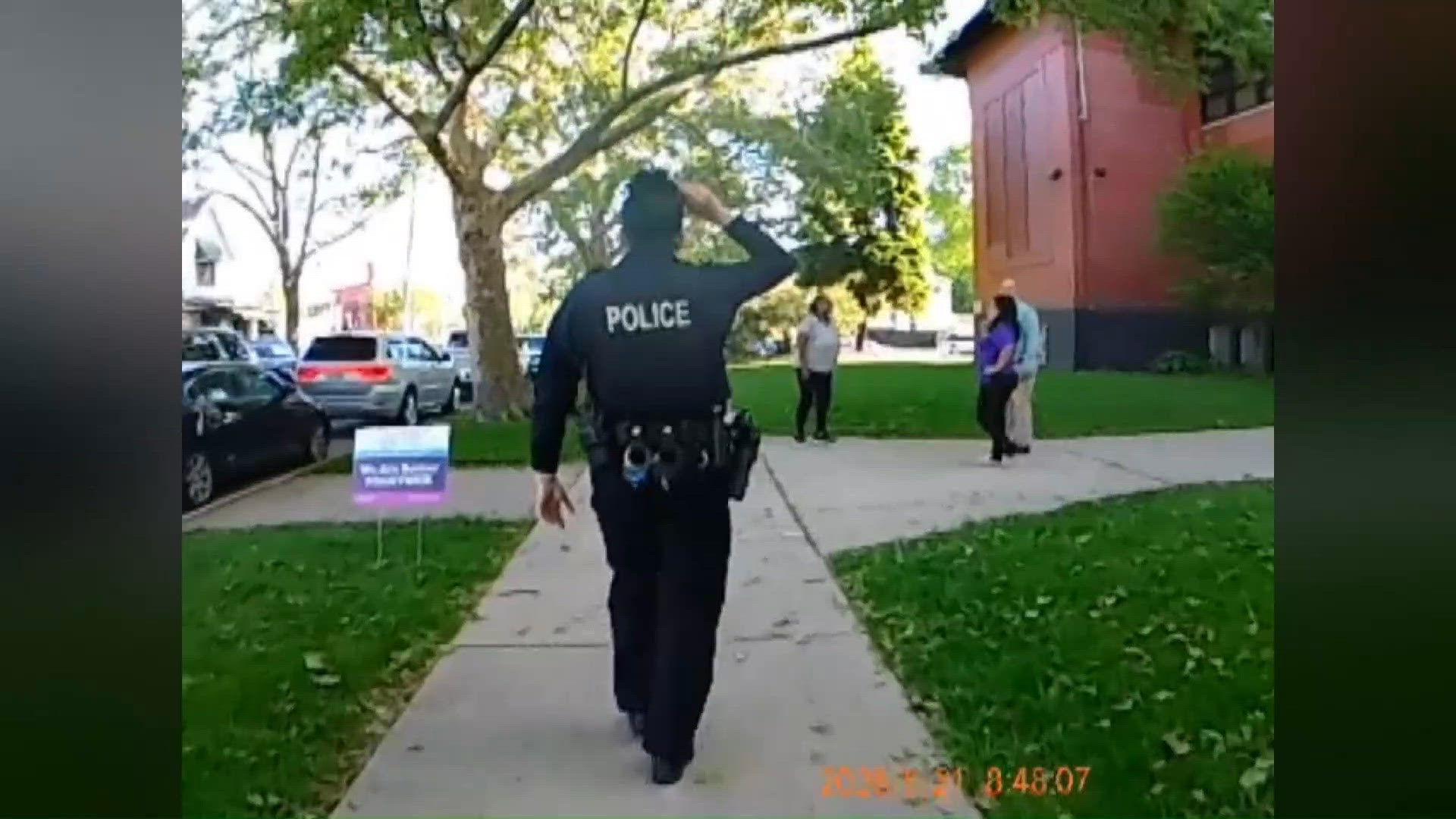 911 caller urged police to hurry as fight erupted at school event