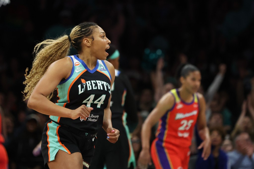 Betnijah Laney-Hamilton returns to lineup to play key role in Liberty win
