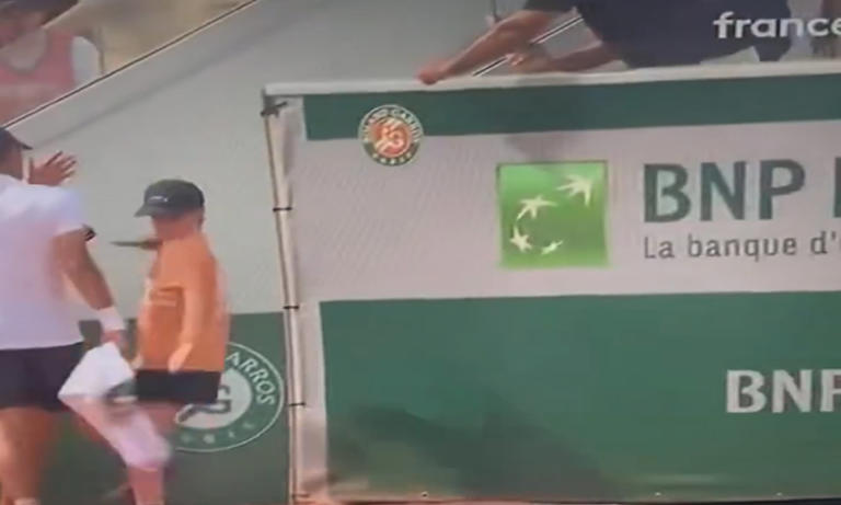 Spanish tennis player denies shoving ball girl at French Open during on ...