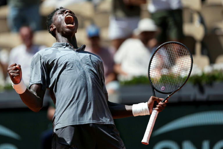Sabalenka and Osaka seek French Open wins to create style clash