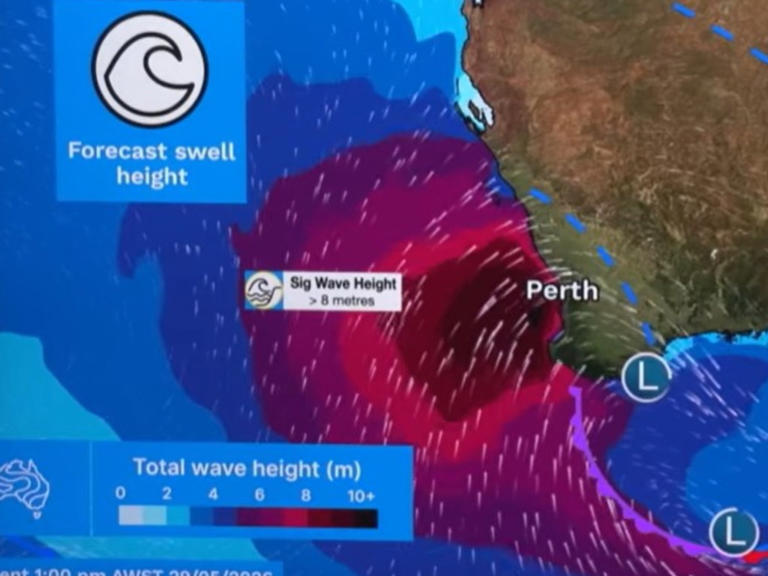 Aussies brace for risk of tornadoes