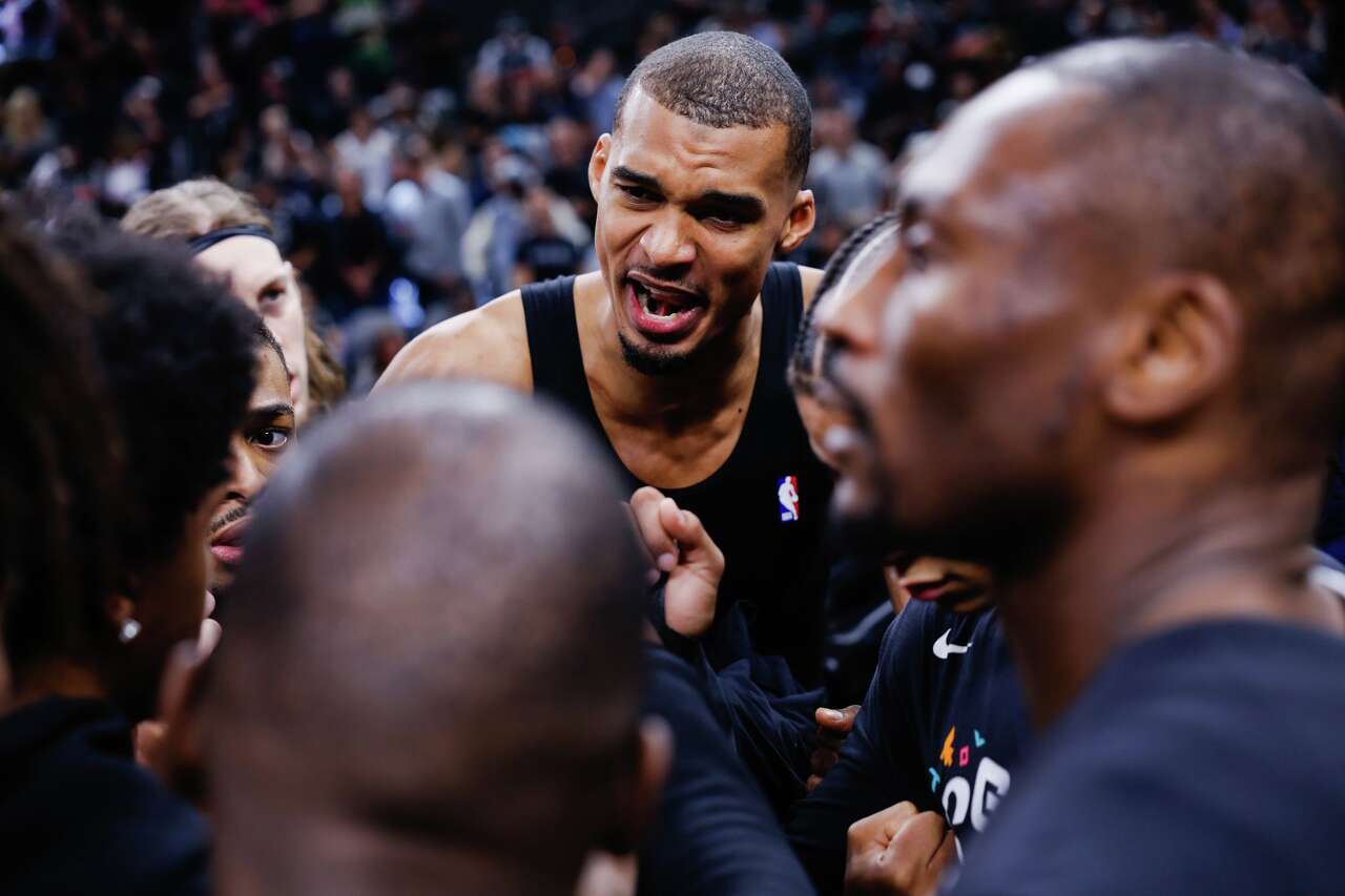 See photos as Spurs dominate Thunder in Game 6, force Game 7