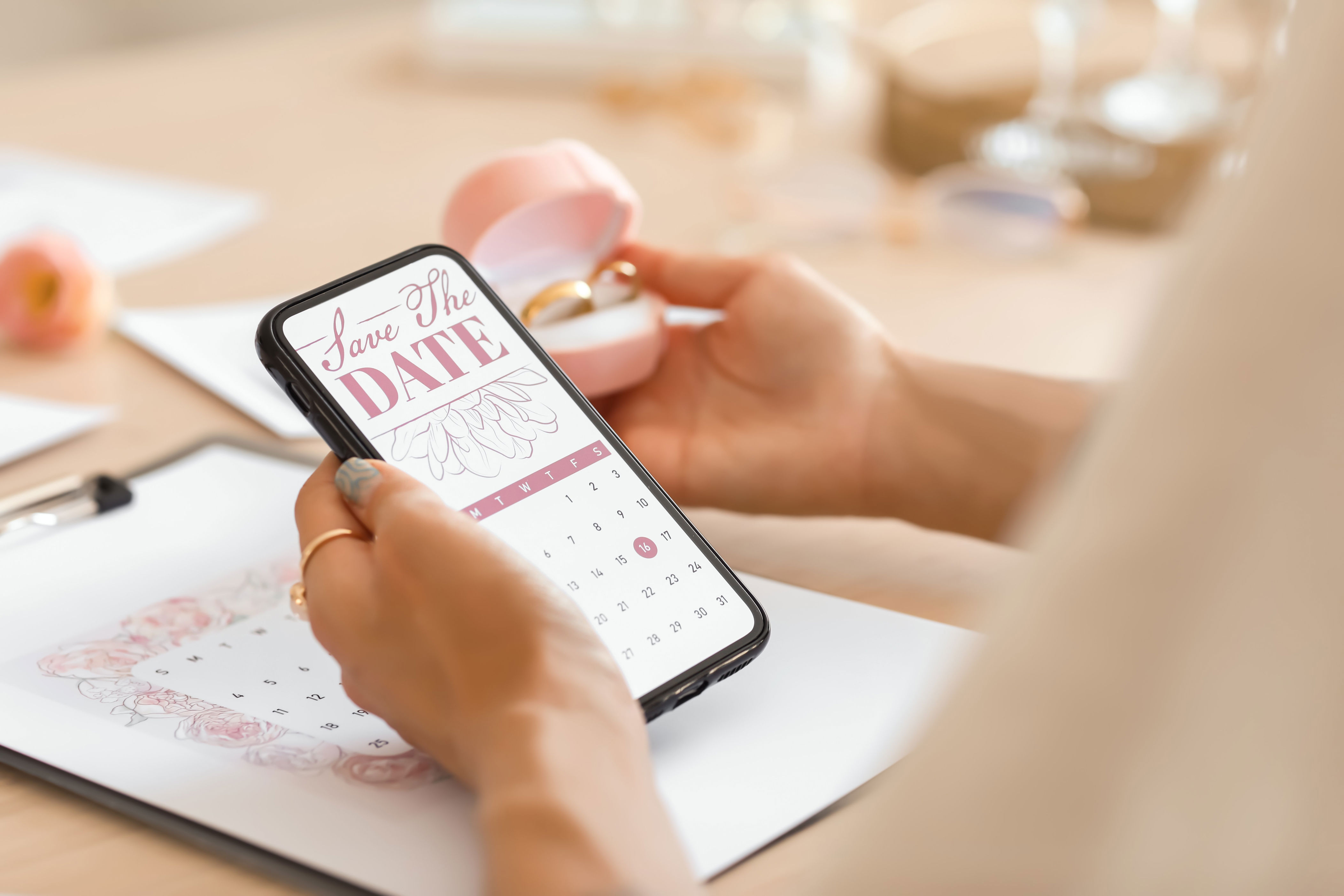 7 best wedding planning apps for 2026 couples