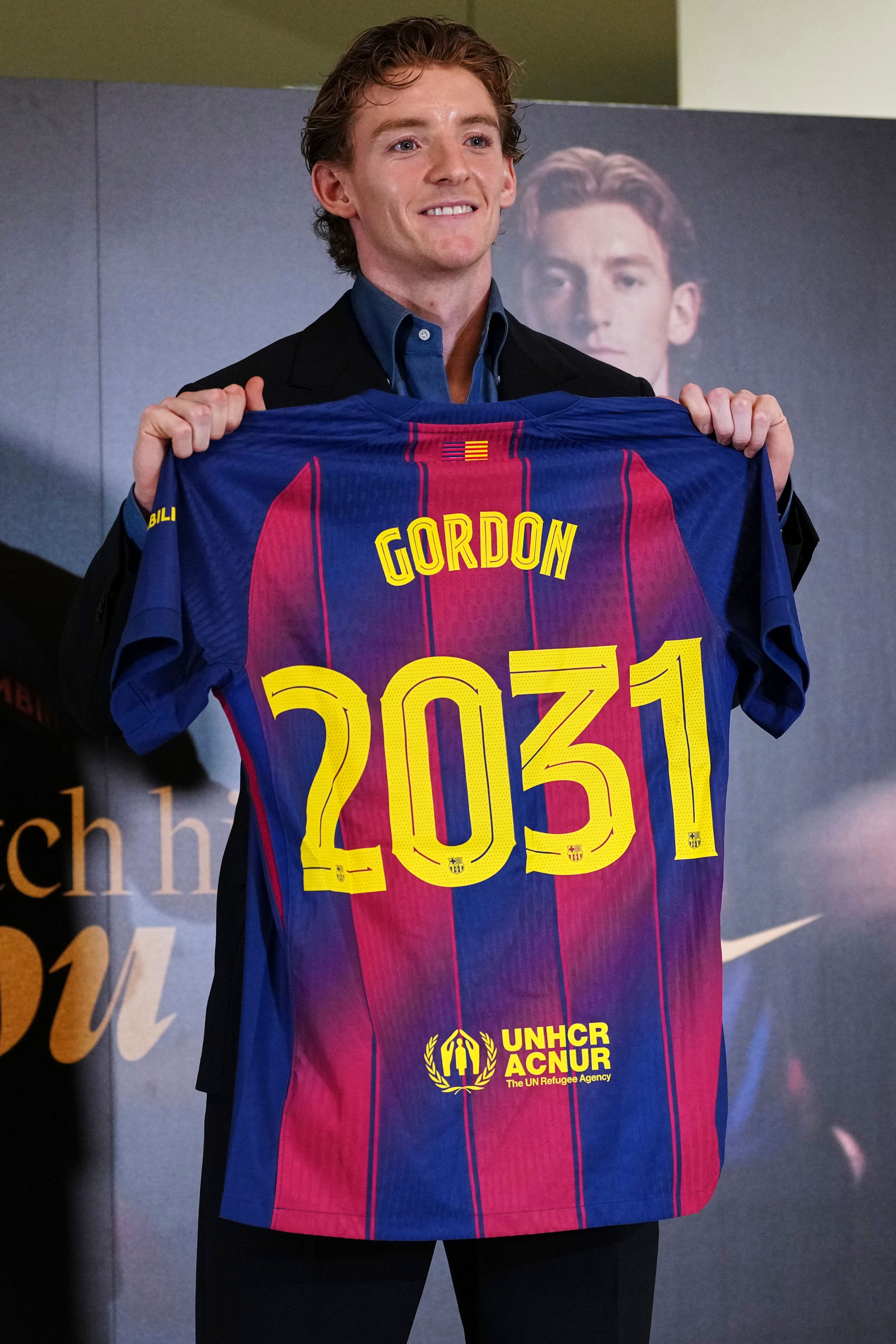 England forward Gordon impresses with his Spanish in 'dream' move to ...