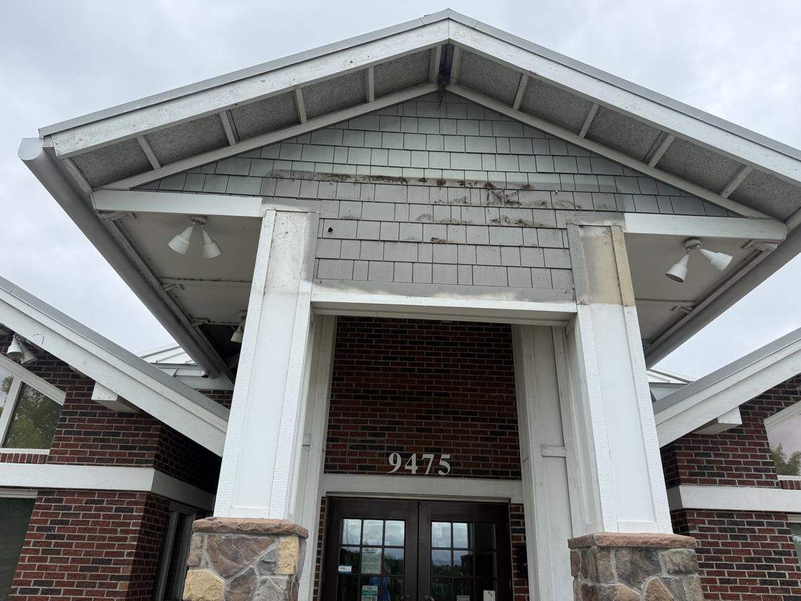 Seafood chain Red Lobster closes 2 more KC-area locations: "Heavy heart"