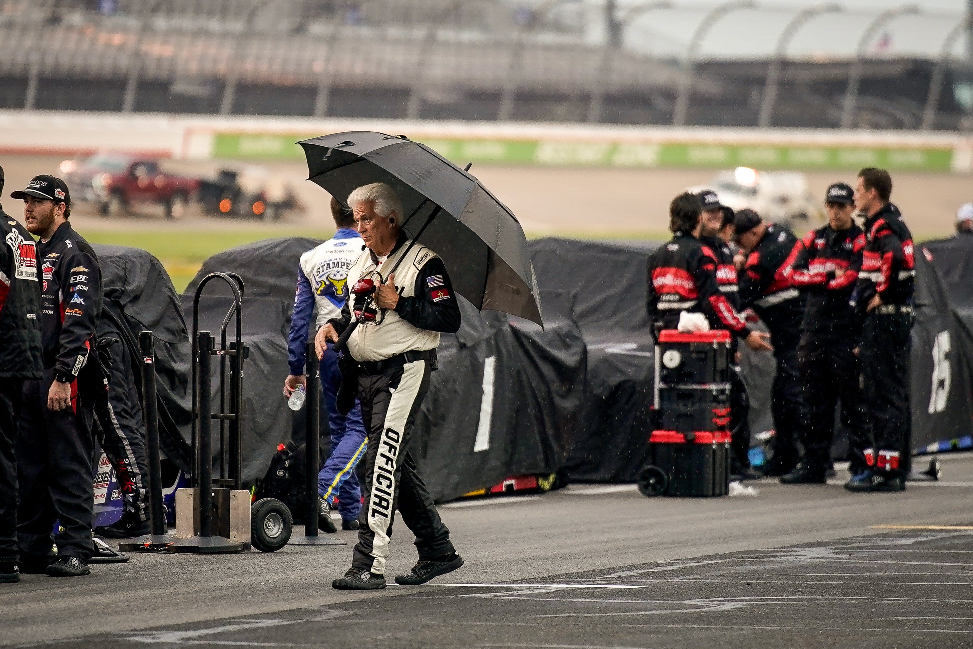 NASCAR Truck Series race at Nashville under weather delay