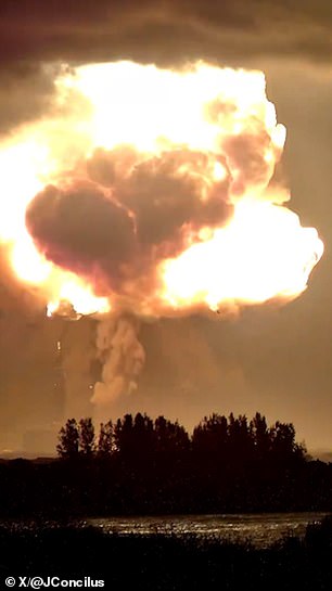Jeff Bezos' $100 million mistake: Blue Origin rocket explosion could ...