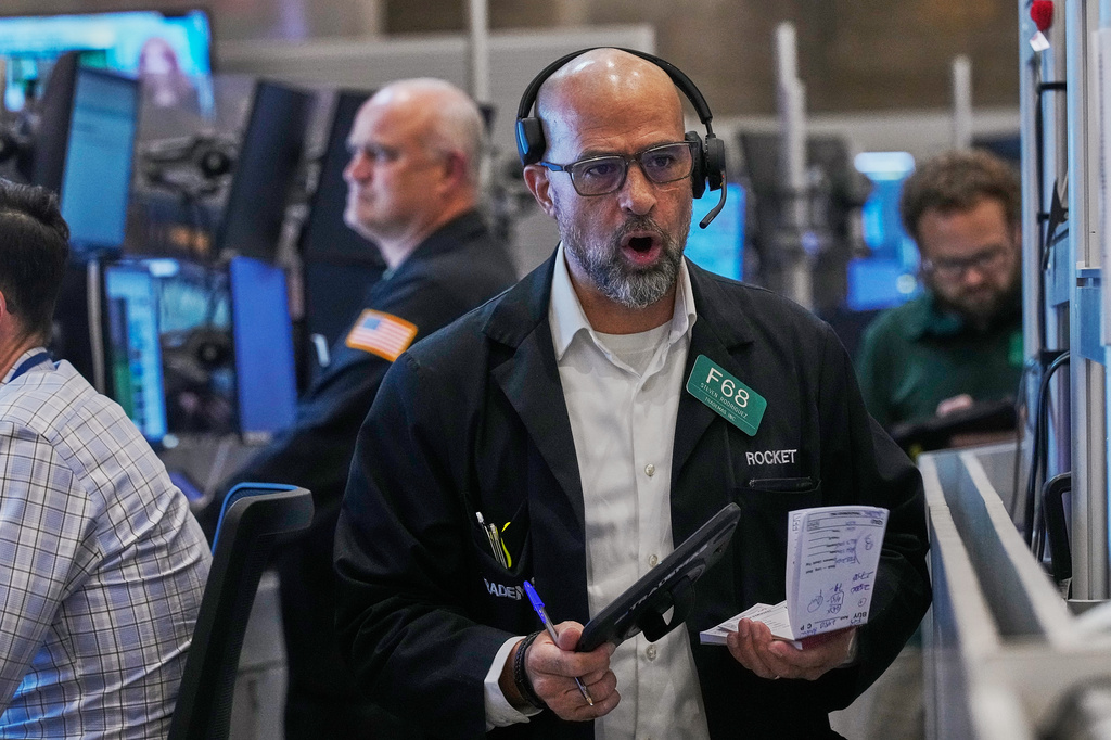US stocks gain ground, adding to their records, as Dell soars