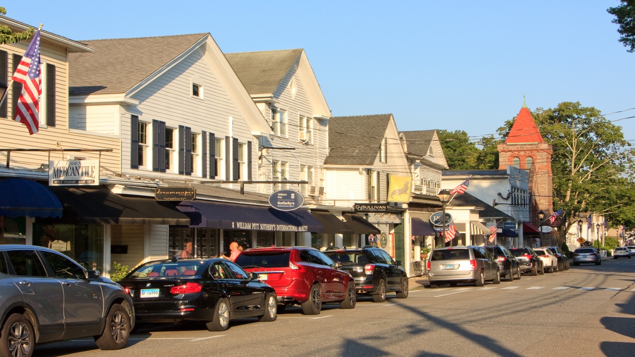 America’s so-called perfect town is on the Connecticut River and the ...