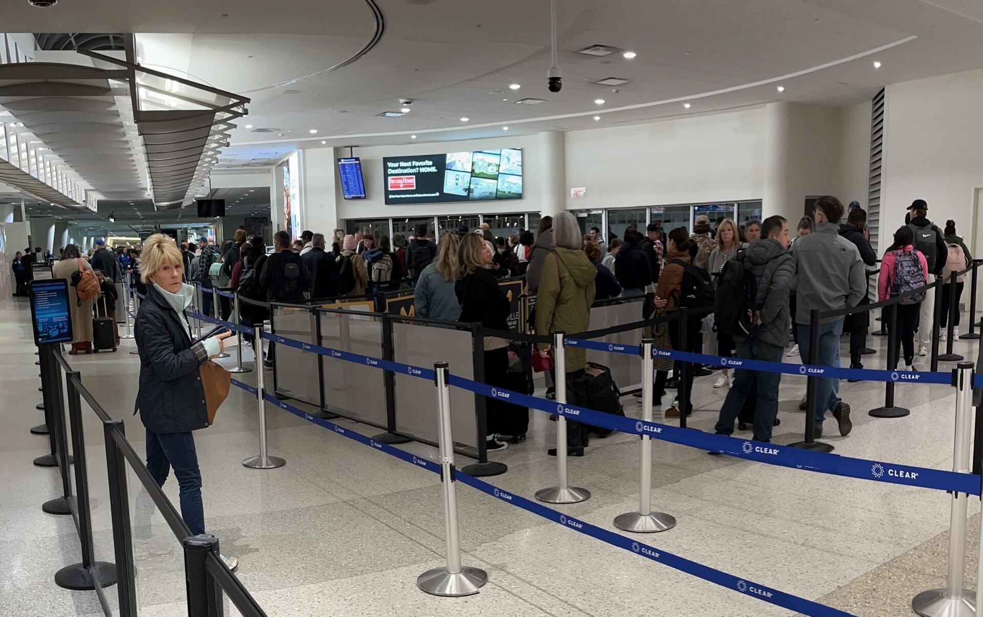 Airport says 'no credible threat' about afternoon security alert