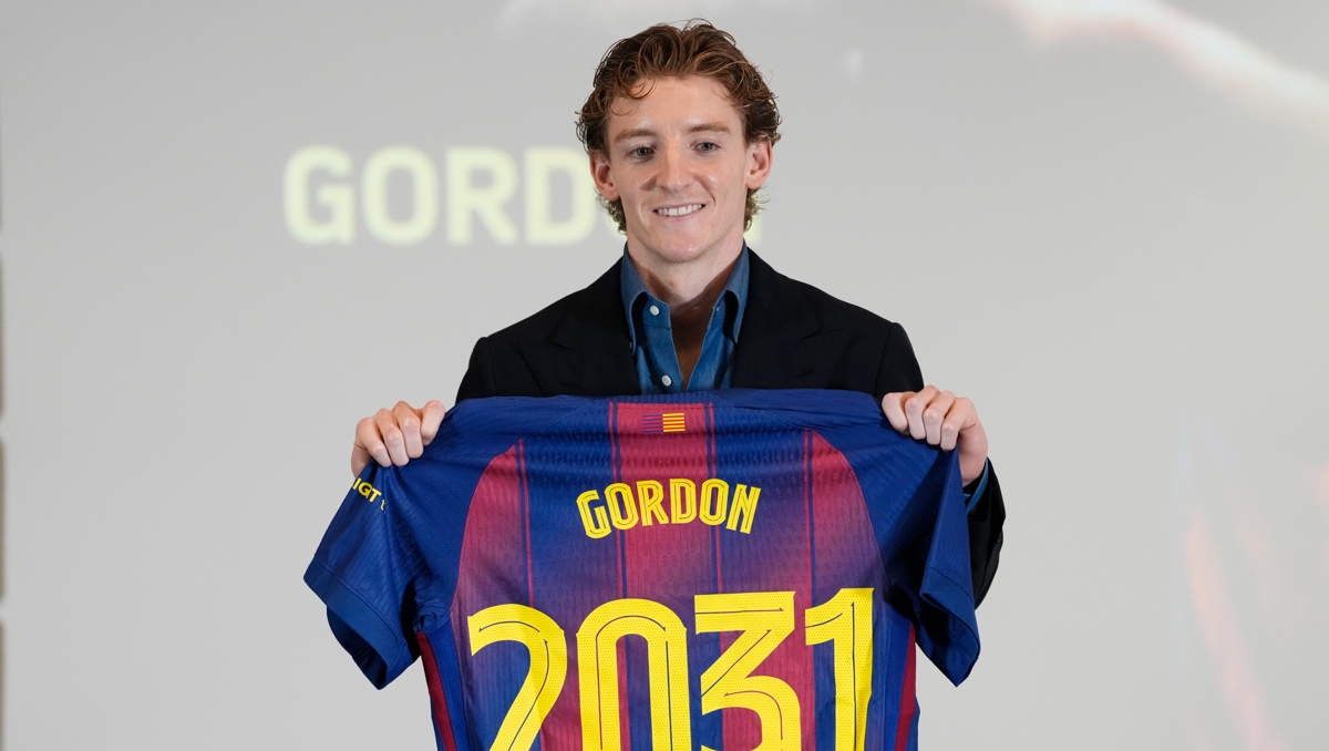 ¡Oficial! Barcelona anuncia la llegada de Anthony Gordon