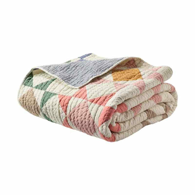 After moving from Miami to New York, I finally found quilts that feel ...