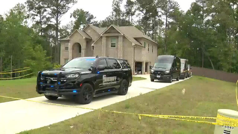 Investigators search home for 3 days without explanation; neighbors on edge