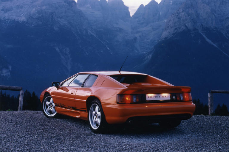 Geely V8 to power Lotus Esprit, new off-roading SUV
