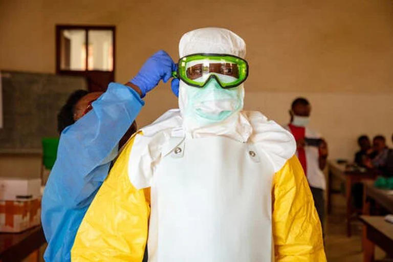 OMS confirma primeira cura de paciente pela cepa do ebola na República ...