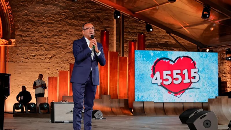 Con il cuore – Nel nome di Francesco stasera su Rai 1: ospiti e ...