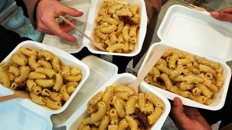 Some of Rome's cheapest pasta is served with unforgettable flavor and ...