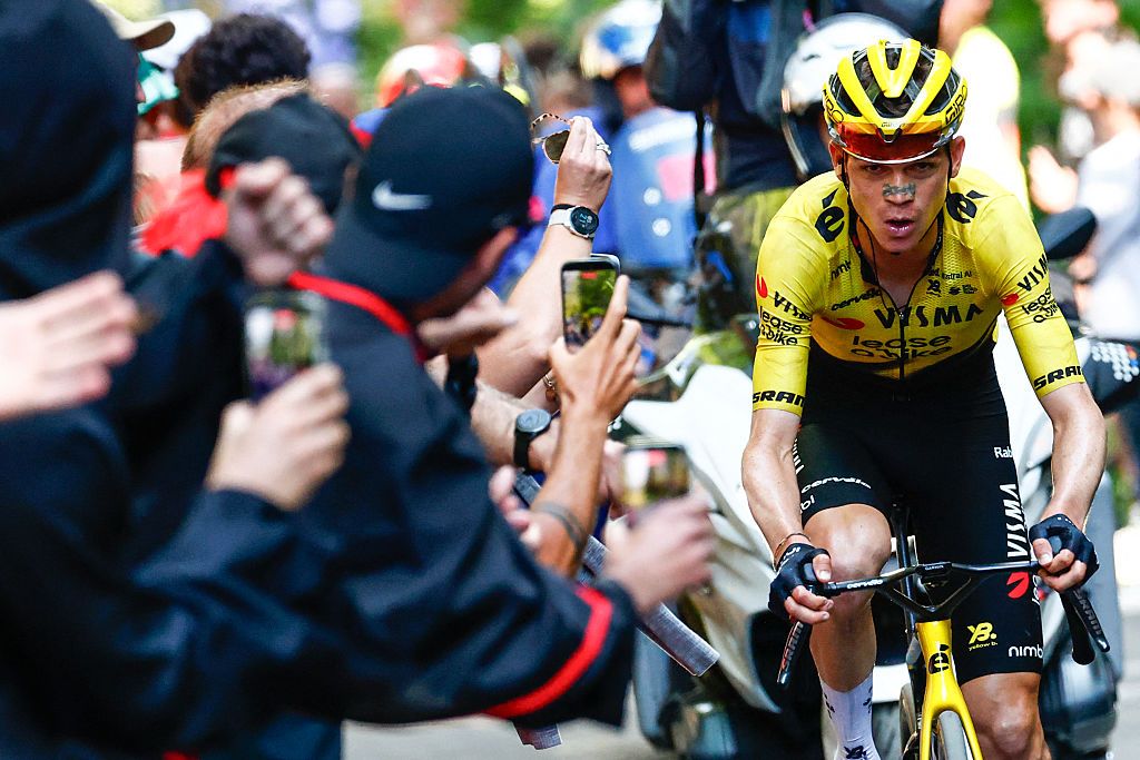 Sepp Kuss wins Giro d'Italia stage 19 to complete Grand Tour stage win set