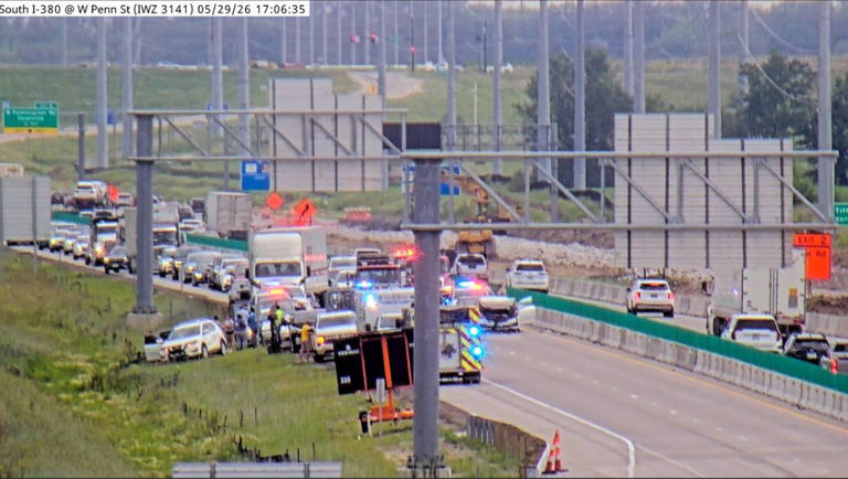 Update: I-380 northbound lane reopened following crash near North Liberty