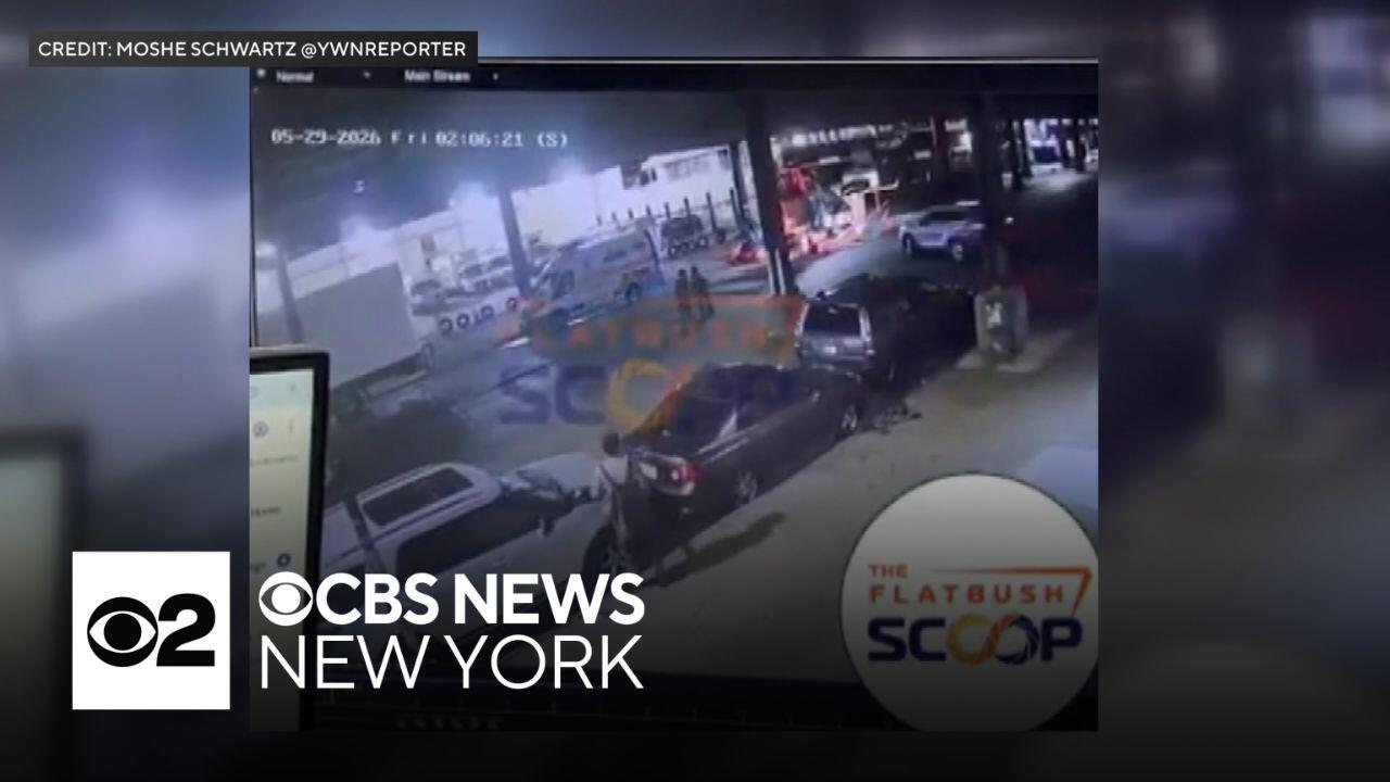 Video shows men emerging from sewer manhole in Brooklyn