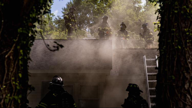 No injuries as crews quickly contain attic fire at Columbia home