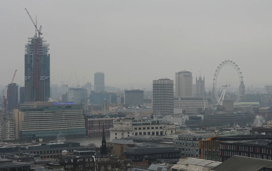 UK study links early-life air pollution to lasting lung damage