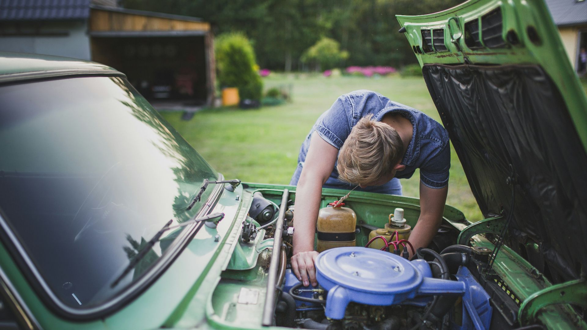 10 maintenance habits that extend engine life & 10 that kill it