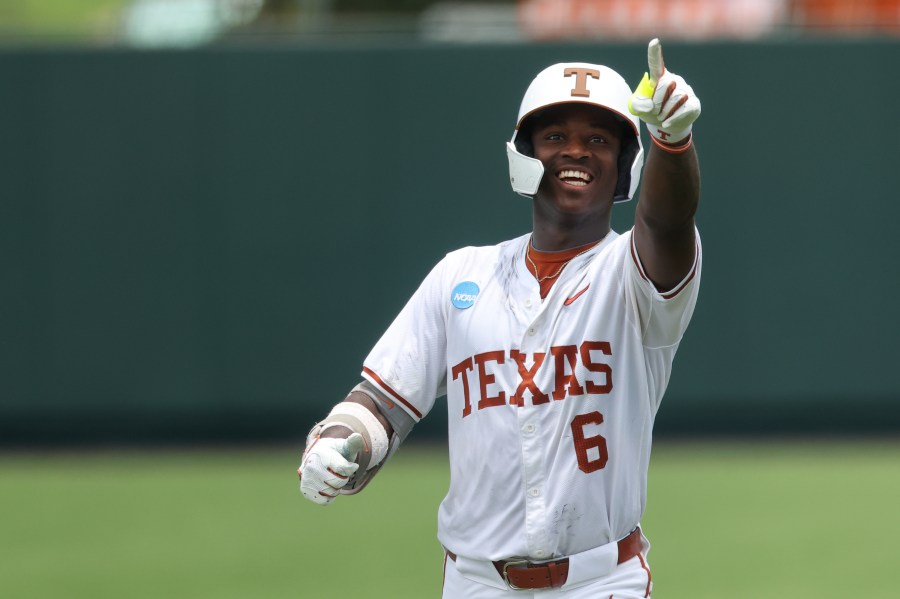 Anthony packs a punch in Longhorns dominant win over Holy Cross