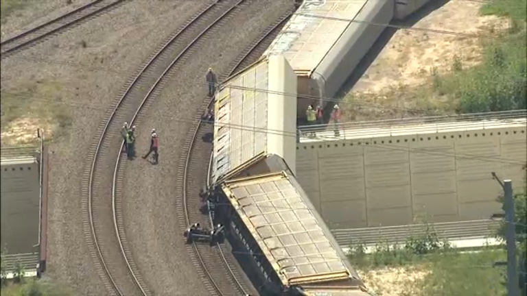 SkyEye13 shows 11 train cars off tracks in aftermath of train ...