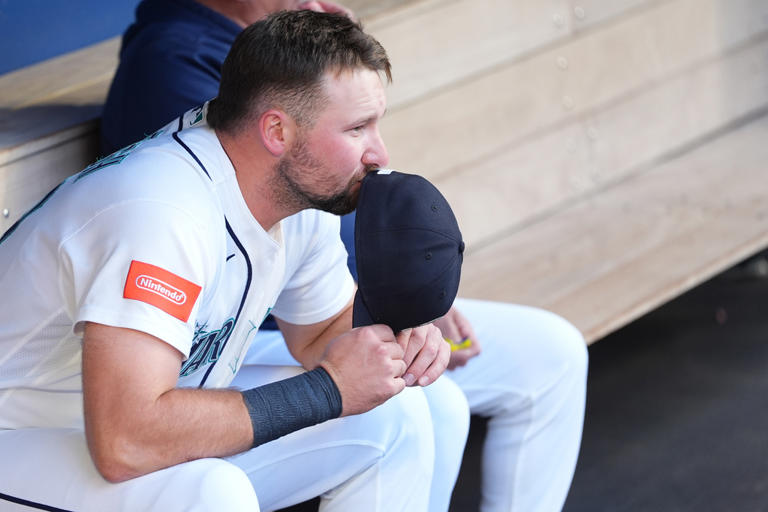 Mariners' Cal Raleigh takes first swings since right oblique injury ...