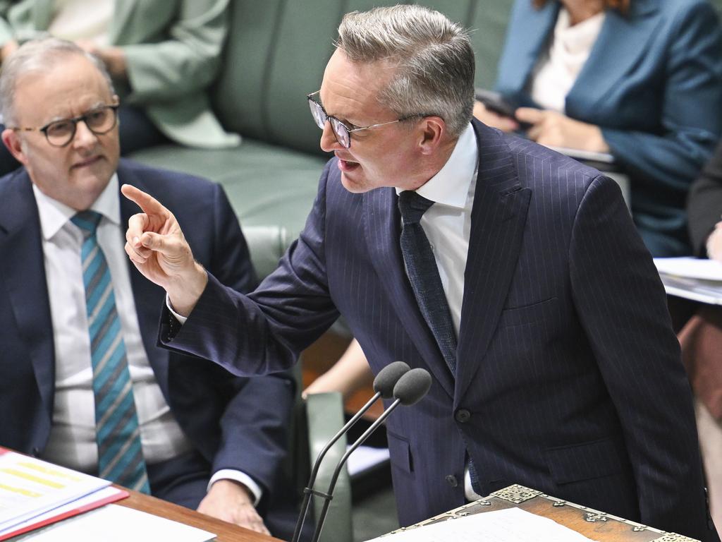 ‘Disastrous’: Libs mocked for Abbott’s new job