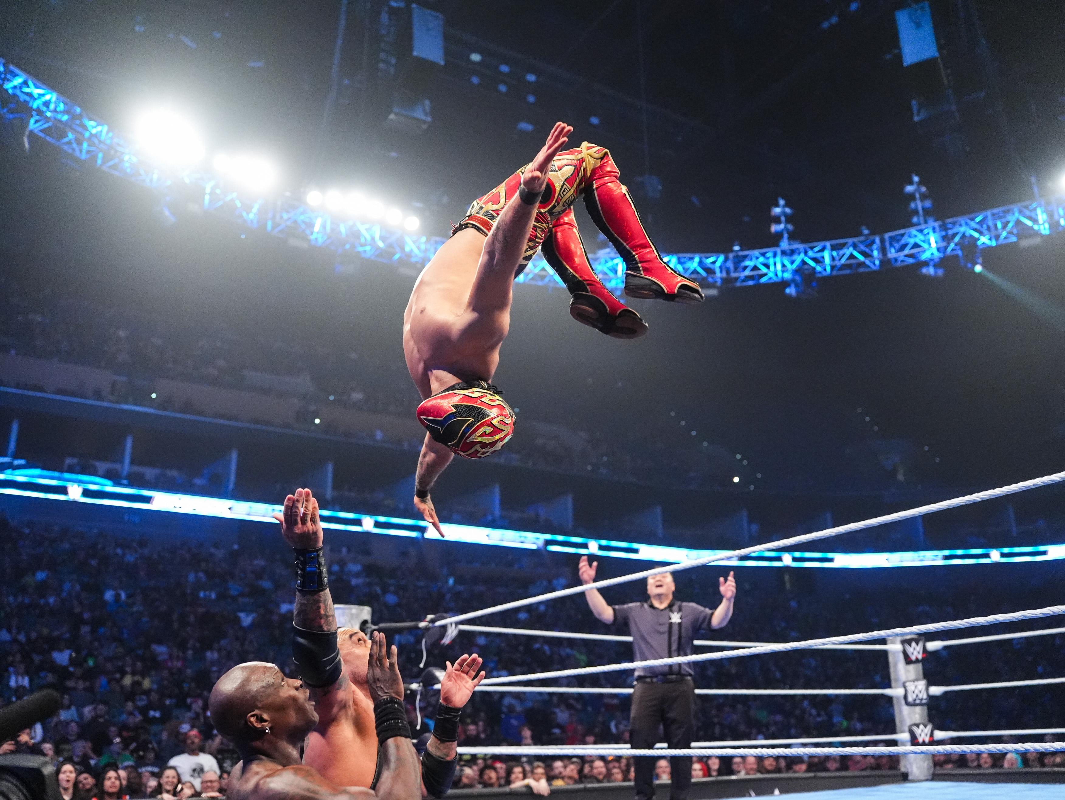 WWE SmackDown results, live discussion (May 29, 2026): Miz vs. Axiom