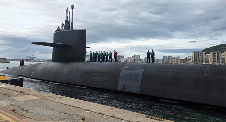Norway 'hedging' on French nuclear umbrella