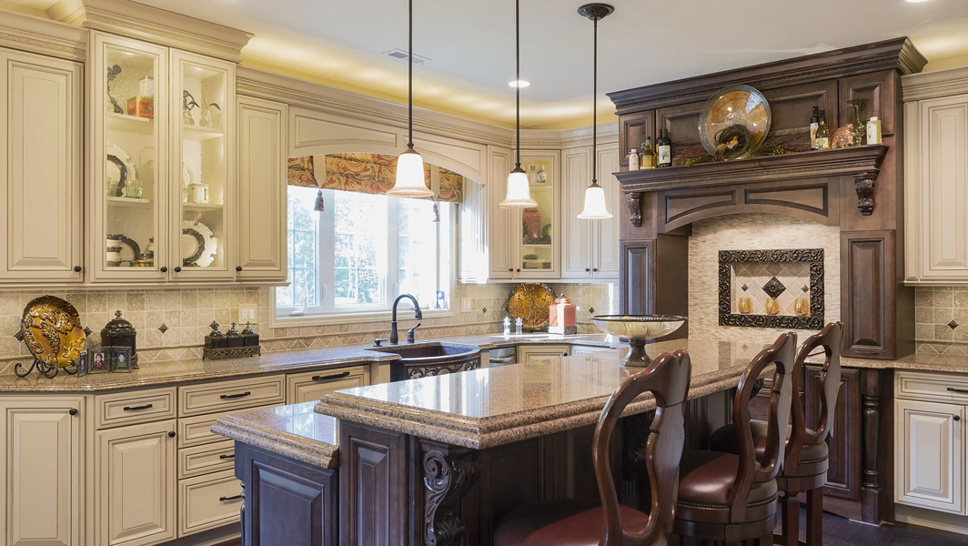 Designers favor contrasting wood tones over matching finishes