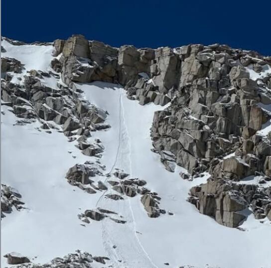 Fresh avalanche spotted in the High Sierra Mountains
